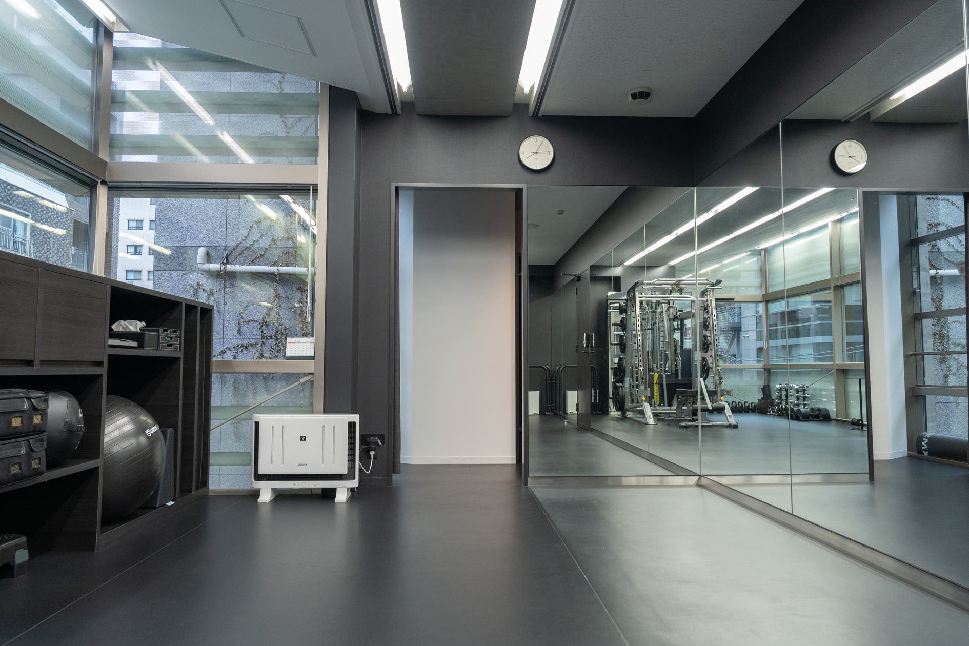 5種類のマシンを完備！半蔵門駅【徒歩1分】エリア最大級の広さ｜上質で洗練された空間の写真13