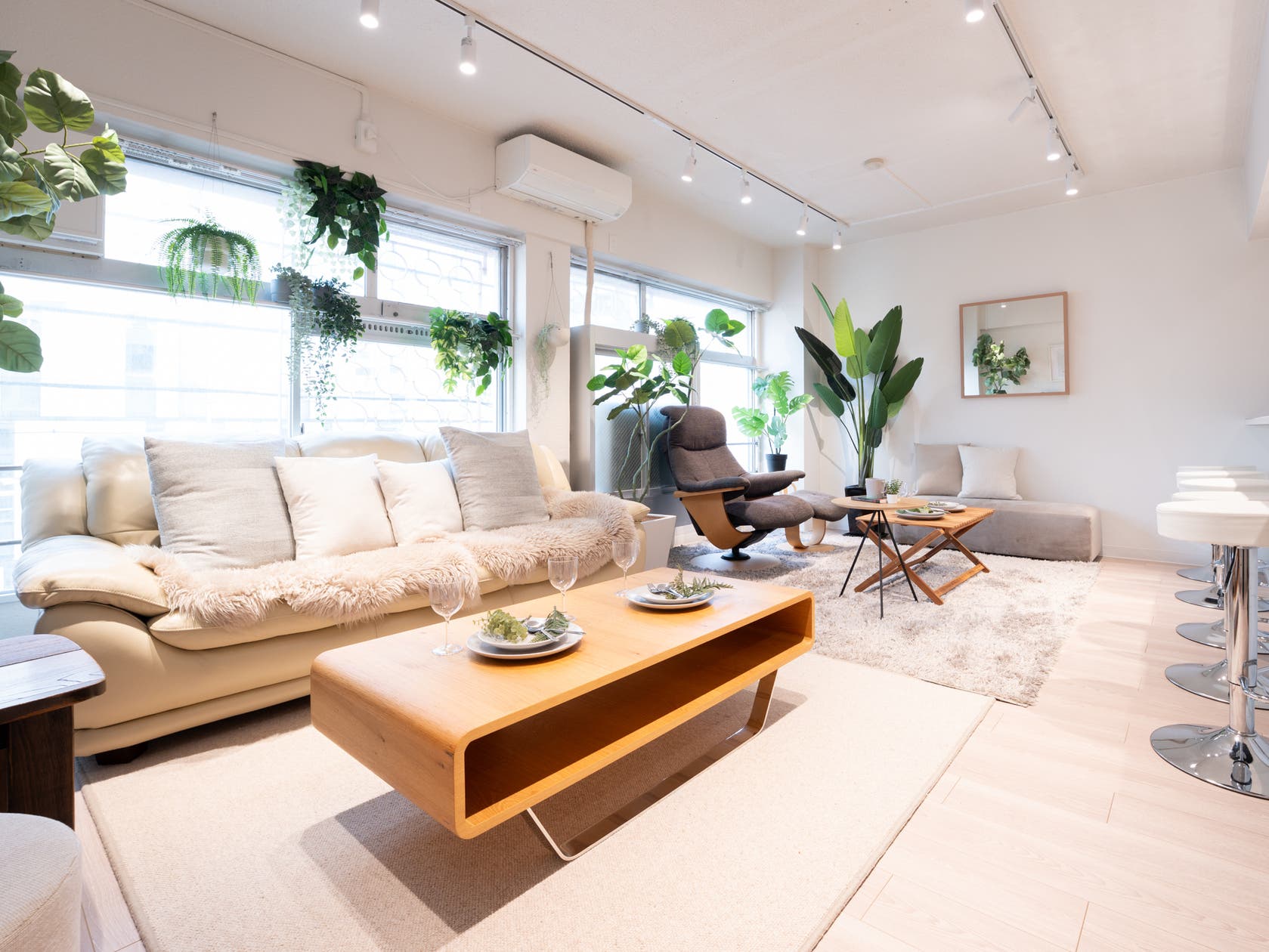 《最大20名》名古屋駅4分｜広々23畳｜ポートレート｜各種撮影｜忘年会｜クリスマスパーティー🎄｜Wi-Fi｜24Hの写真28