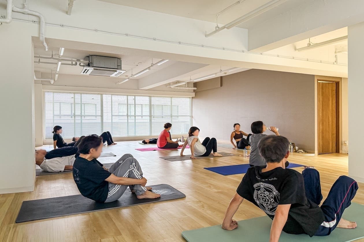 【渋谷・表参道】撮影・ヨガ・ダンス・交流会・演劇練習に／青山学院大学西門前、100㎡広々スペースの写真8