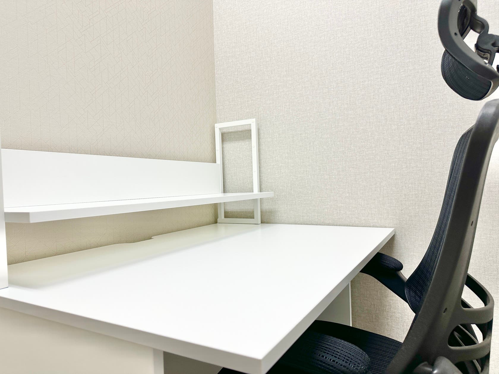 【名古屋駅1番出口より徒歩3分】1～2名★個室で人目を気にせず集中して作業・仕事・学習に最適！Wi-Fi無料！日貸の写真6