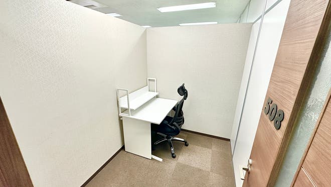【名古屋駅1番出口より徒歩3分】1~2名★個室で人目を気にせず集中して作業・仕事・学習に最適!Wi-Fi無料!日貸の写真4