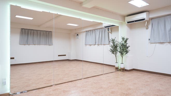 【🆕オープン30%割実施中✨】高円寺徒歩7分✨最大15人広々スタジオでダンス/ヨガ/舞台など グループ利用に最適/撮影OK!の写真25