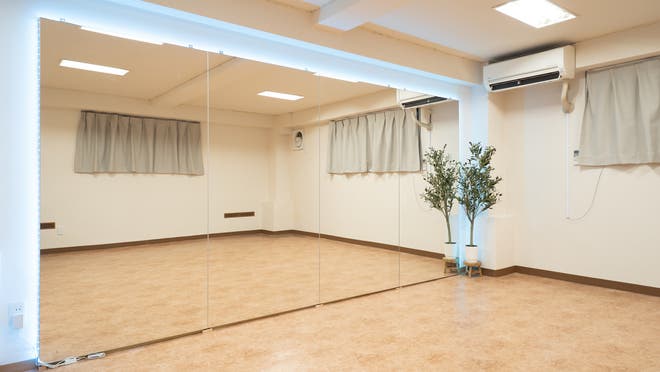 【🆕オープン30%割実施中✨】高円寺徒歩7分✨最大15人広々スタジオでダンス/ヨガ/舞台など グループ利用に最適/撮影OK!の写真26