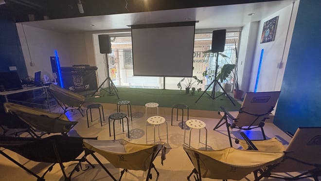 コザ商店街の中心・イベント/収録/制作に使える多機能スペース|KOZA BASECAMPの写真3