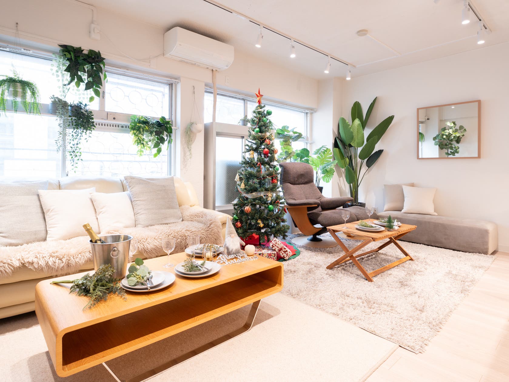 《最大20名》名古屋駅4分｜広々23畳｜ポートレート｜各種撮影｜忘年会｜クリスマスパーティー🎄｜Wi-Fi｜24Hの写真2