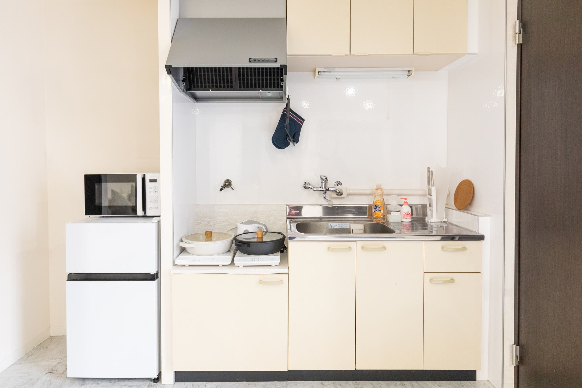 usy白☆元町駅から徒歩2分☆木の温もりと緑に包まれたカフェ風空間で、リラックスしたひとときを☆の写真11