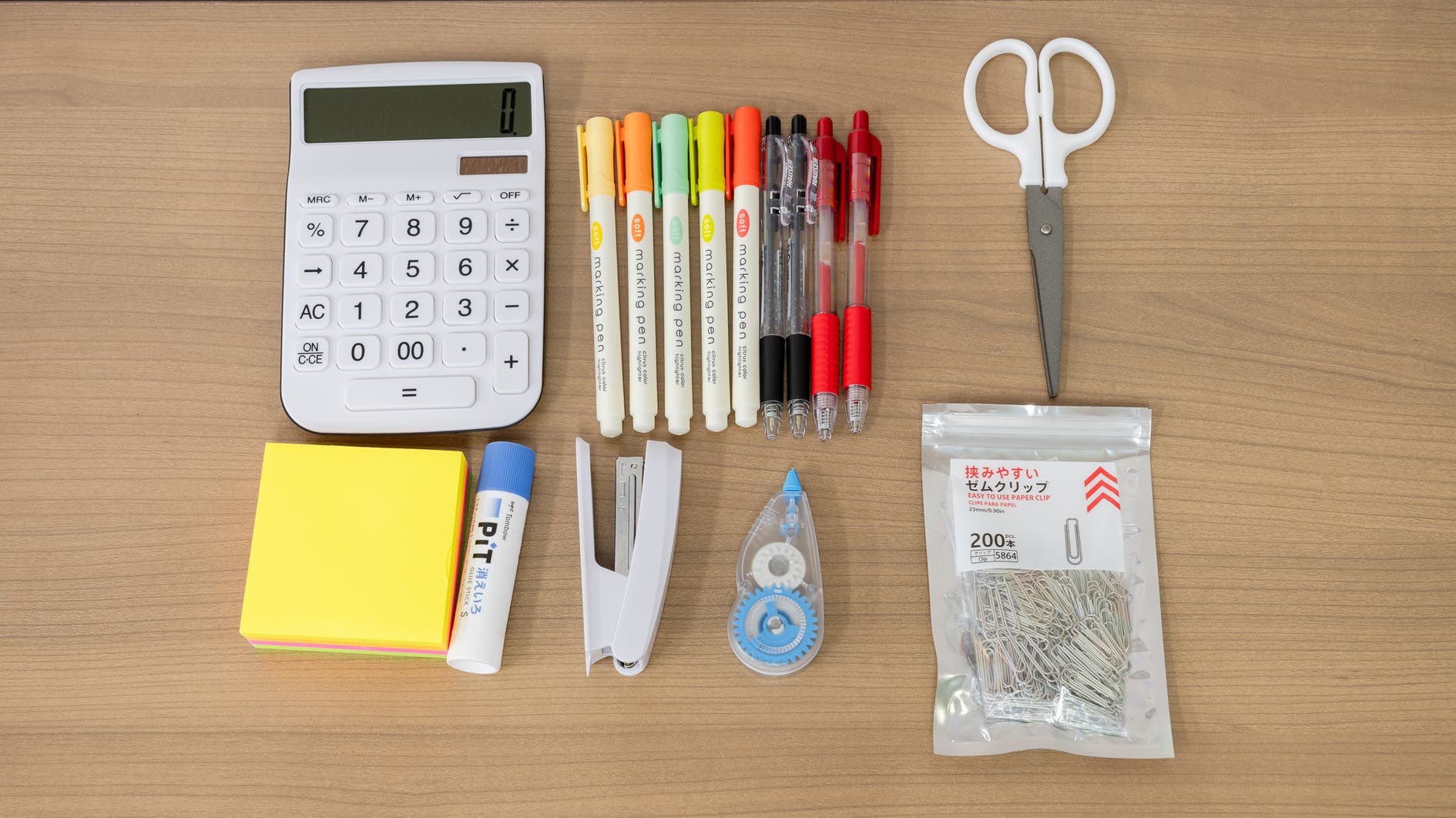 【池袋駅7分】18席、光回線高速WiFi、モニター・ホワイトボード完備☆1日1回スタッフ完全清掃の会議室の写真14