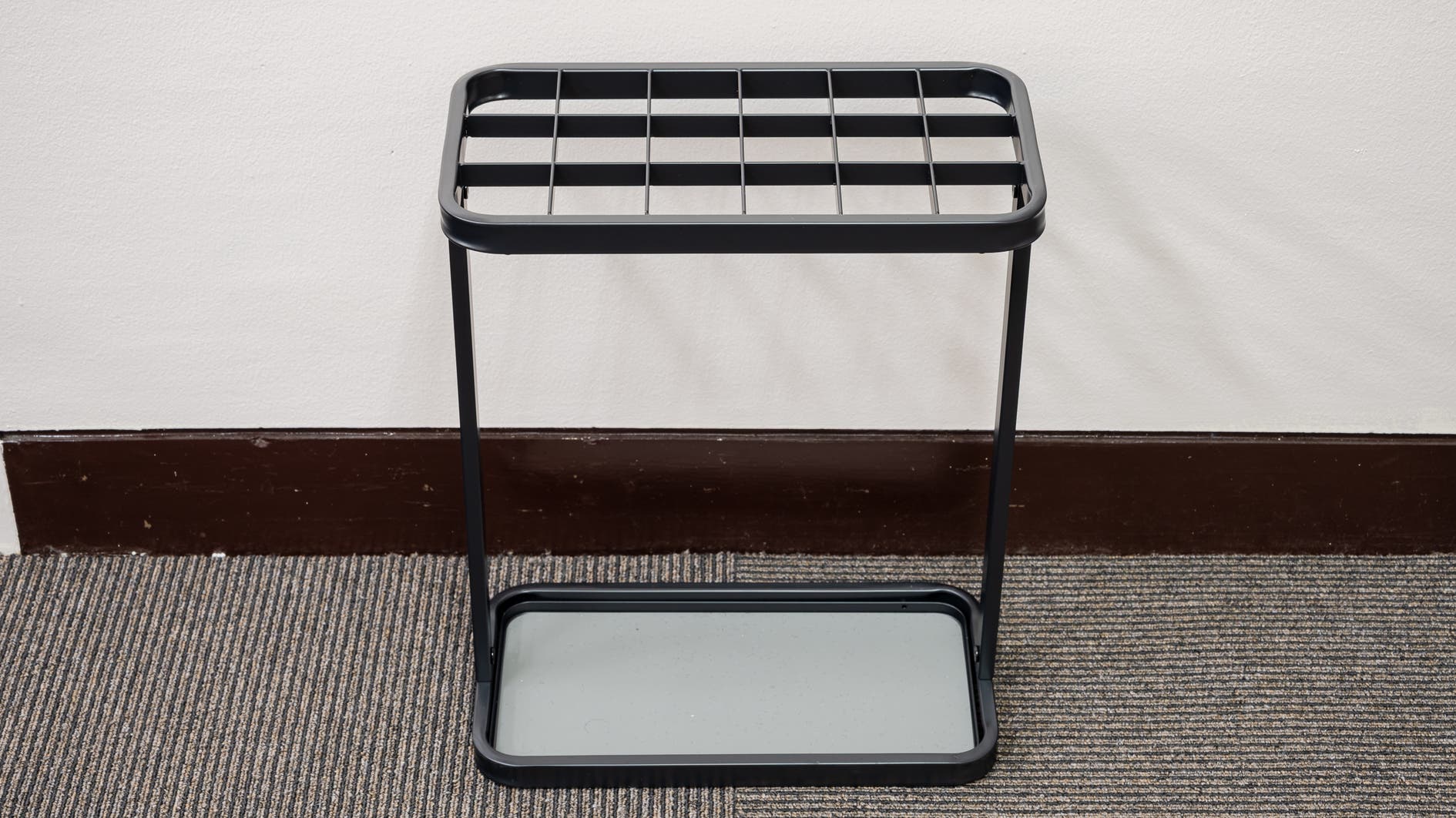 【池袋駅7分】18席、光回線高速WiFi、モニター・ホワイトボード完備☆1日1回スタッフ完全清掃の会議室の写真20