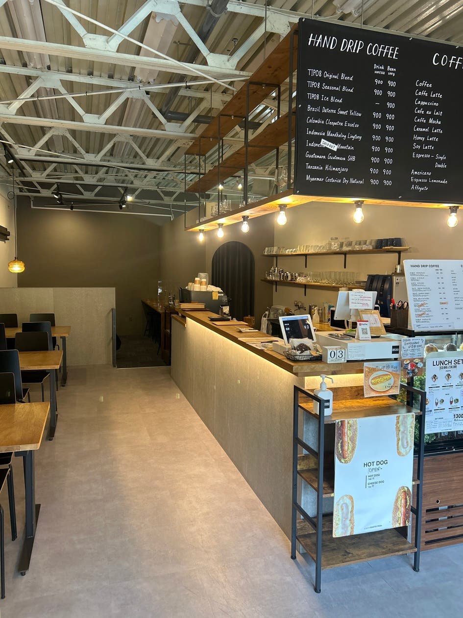 グラングリーン大阪エリアのカフェの写真2