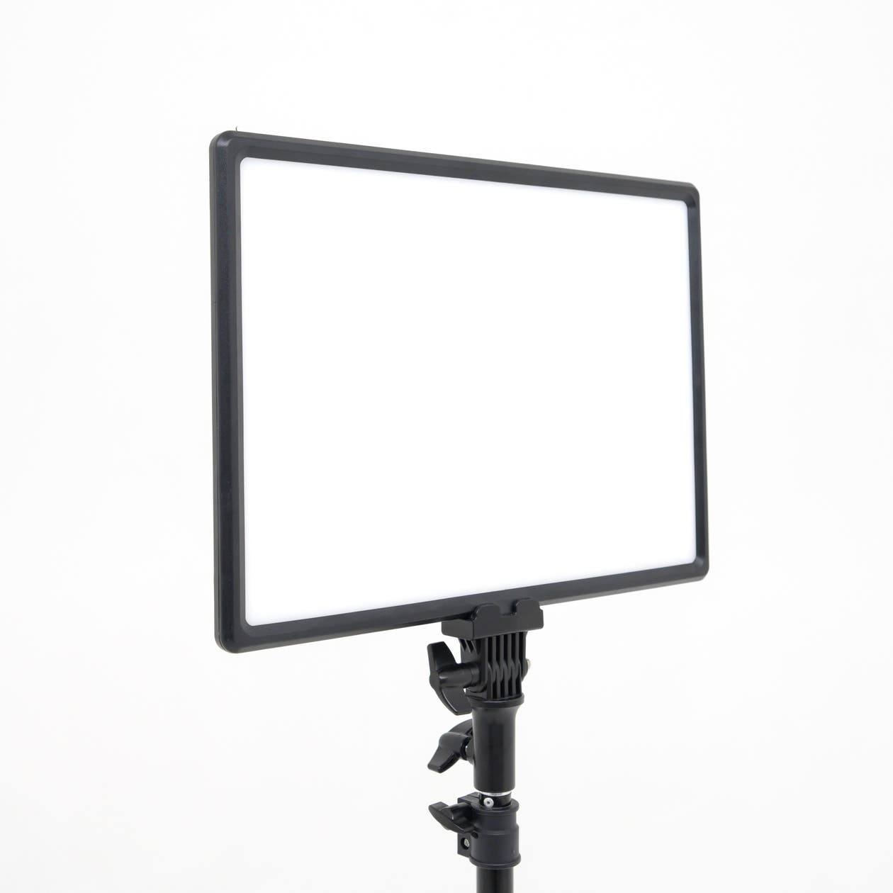 四谷三丁目駅から徒歩4分！専門業者施工の4面R白ホリスタジオの写真13