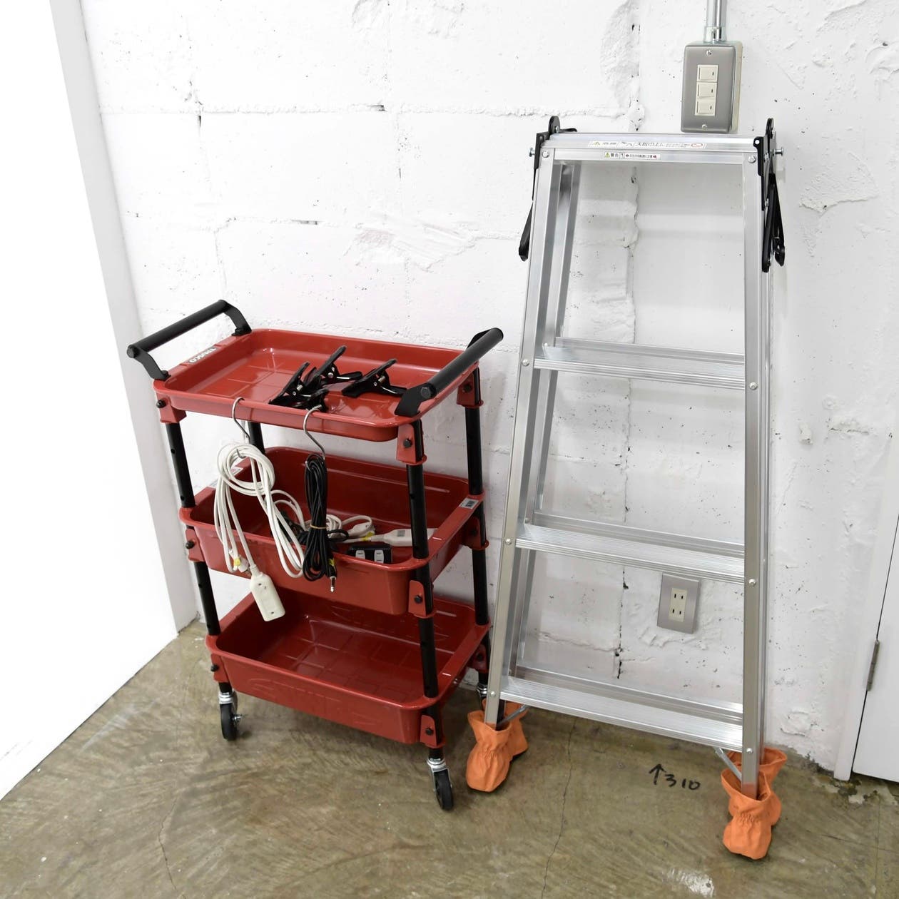 四谷三丁目駅から徒歩4分！専門業者施工の4面R白ホリスタジオの写真24