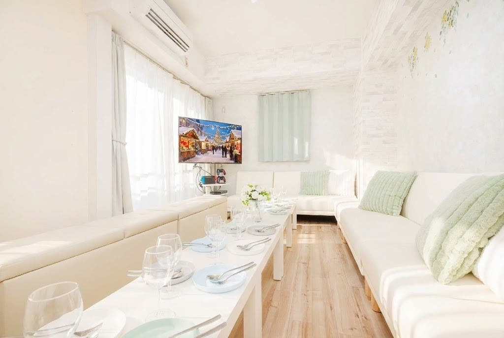 NEW🎉東梅田駅徒歩3分🌟女子会💗パーティ🎉飲み会🍷クリスマス🎄推し活🌟忘年会🍻タコパ🐙新年🌅ivory梅田の写真1