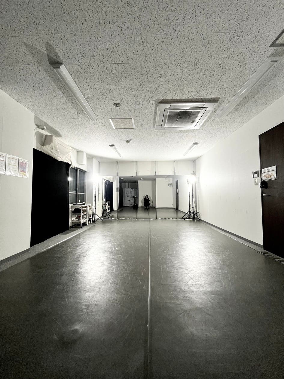 日暮里駅から徒歩3分のリノリウムダンススタジオの写真4