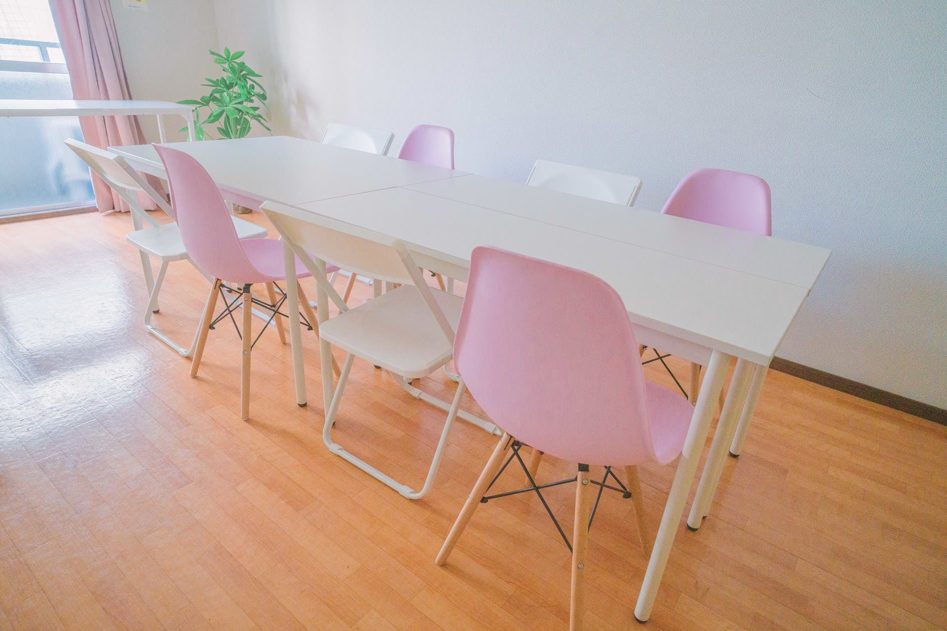 2026.1月からこちら☆ 博多駅5分｜完全個室10名｜24時間可｜長時間・夜間がお得！｜会議・Web面談・勉強・ネイル施術OKの写真3