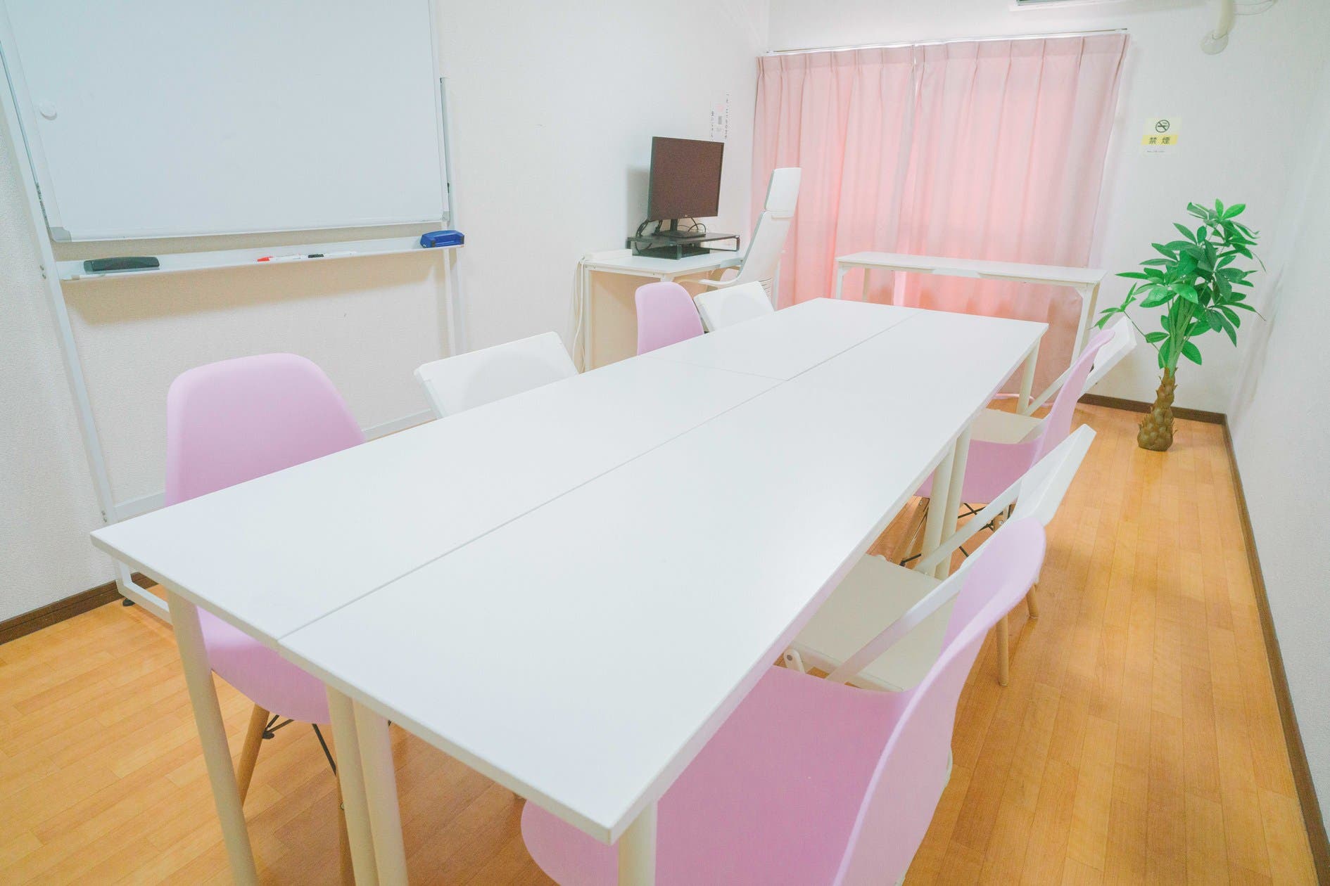 2026.1月からこちら☆ 博多駅5分｜完全個室10名｜24時間可｜長時間・夜間がお得！｜会議・Web面談・勉強・ネイル施術OKの写真8