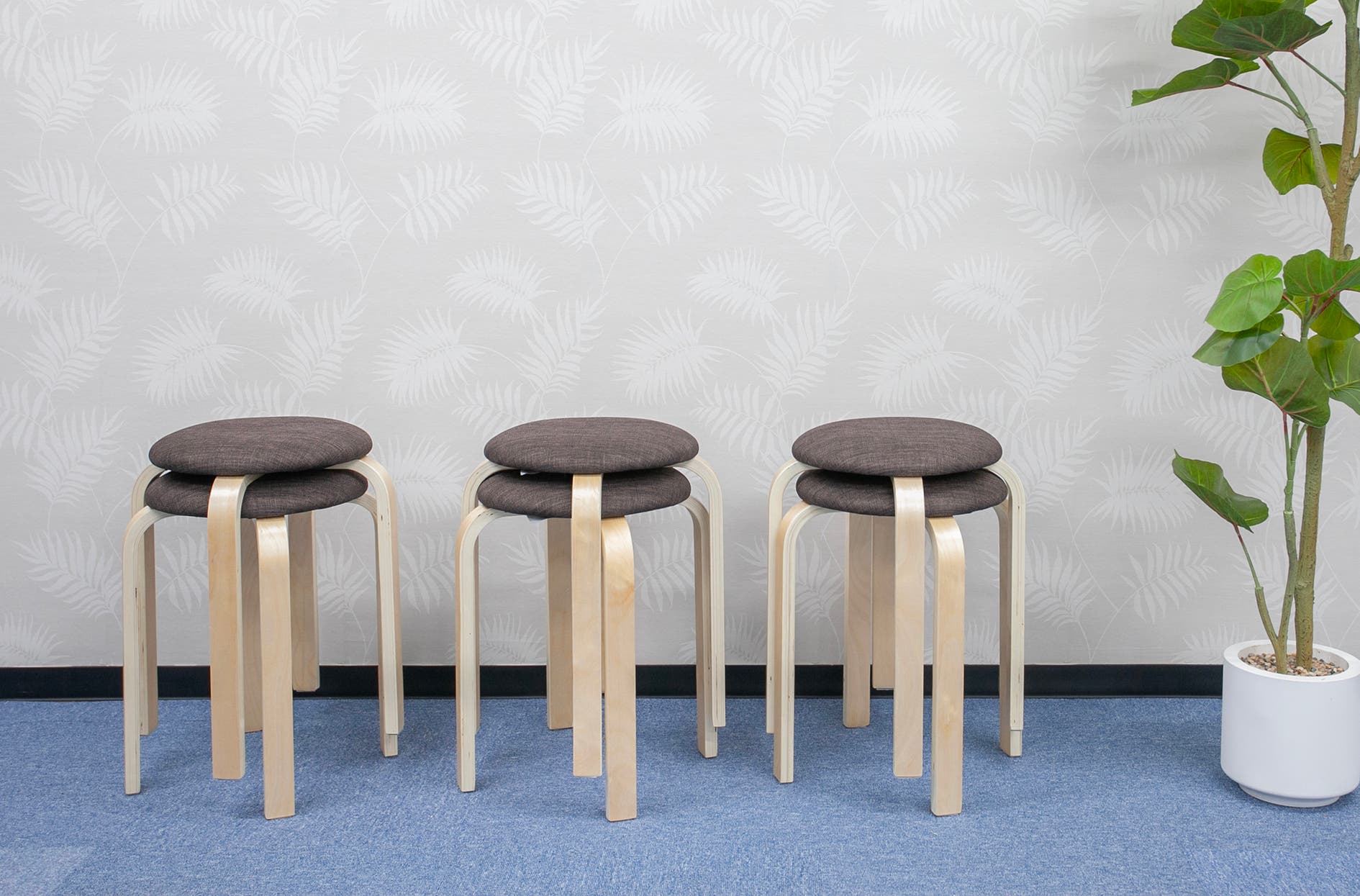 NEW OPEN！駅近3分！最大34人収容の広々会議室✨懇親会・ボドゲ・女子会・施術台有  東京メトロ有楽町線市ヶ谷駅徒歩3分の写真14