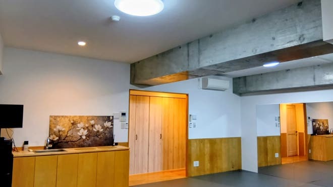 綺麗で心地よいセキュリティ重視のレンタルスタジオの写真1