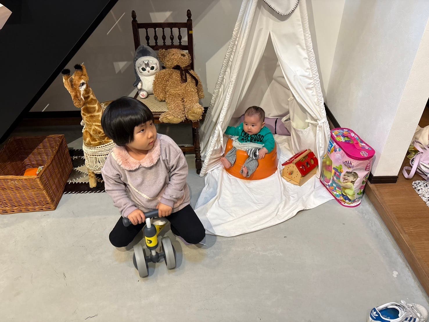 🕌おしゃれアンティーク家具🕌開放的な空間❤️✨撮影🎦イベントに最適🎉✨最大20名OK✨😊岐阜駅から徒歩10分😊の写真9