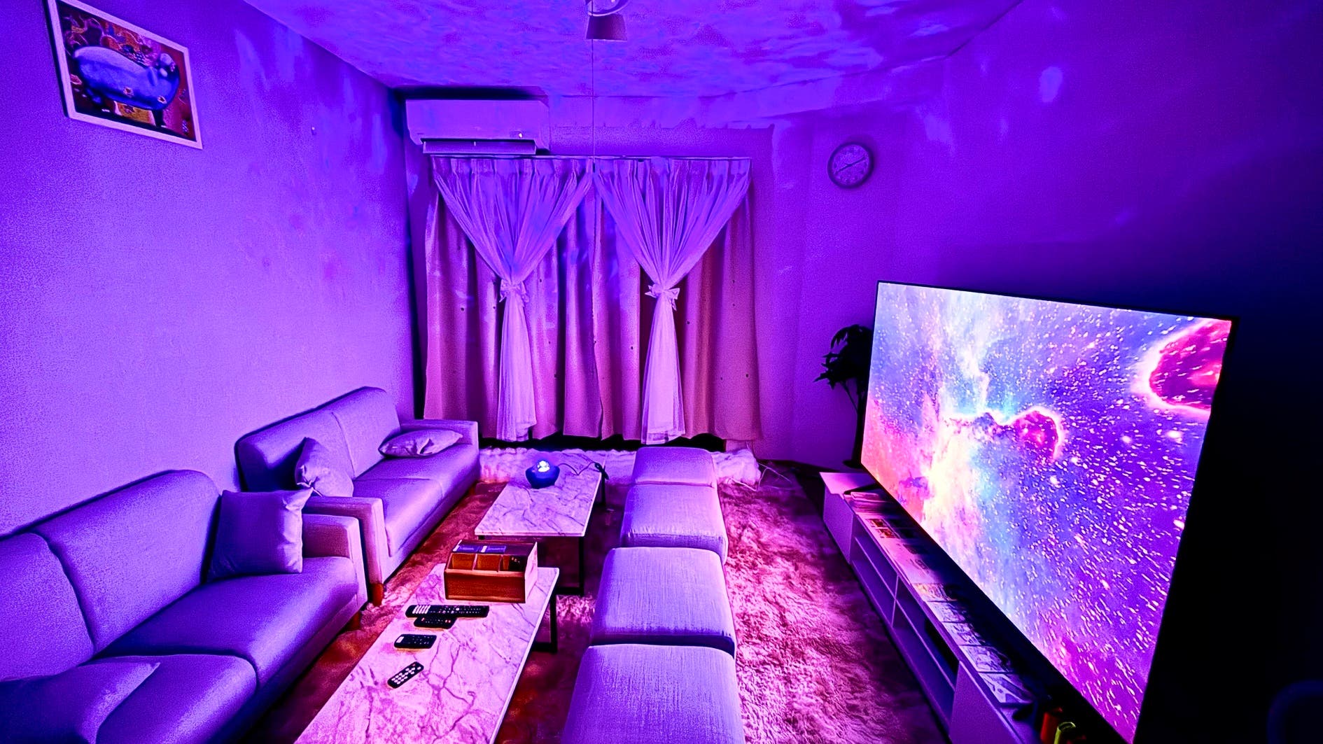 新福島駅２分JR福島駅6分🚆大阪駅・梅田駅徒歩圏／24時間利用可／防犯カメラ無し／75㌅TV📺音質◎映画🎞️押し活💛の写真3