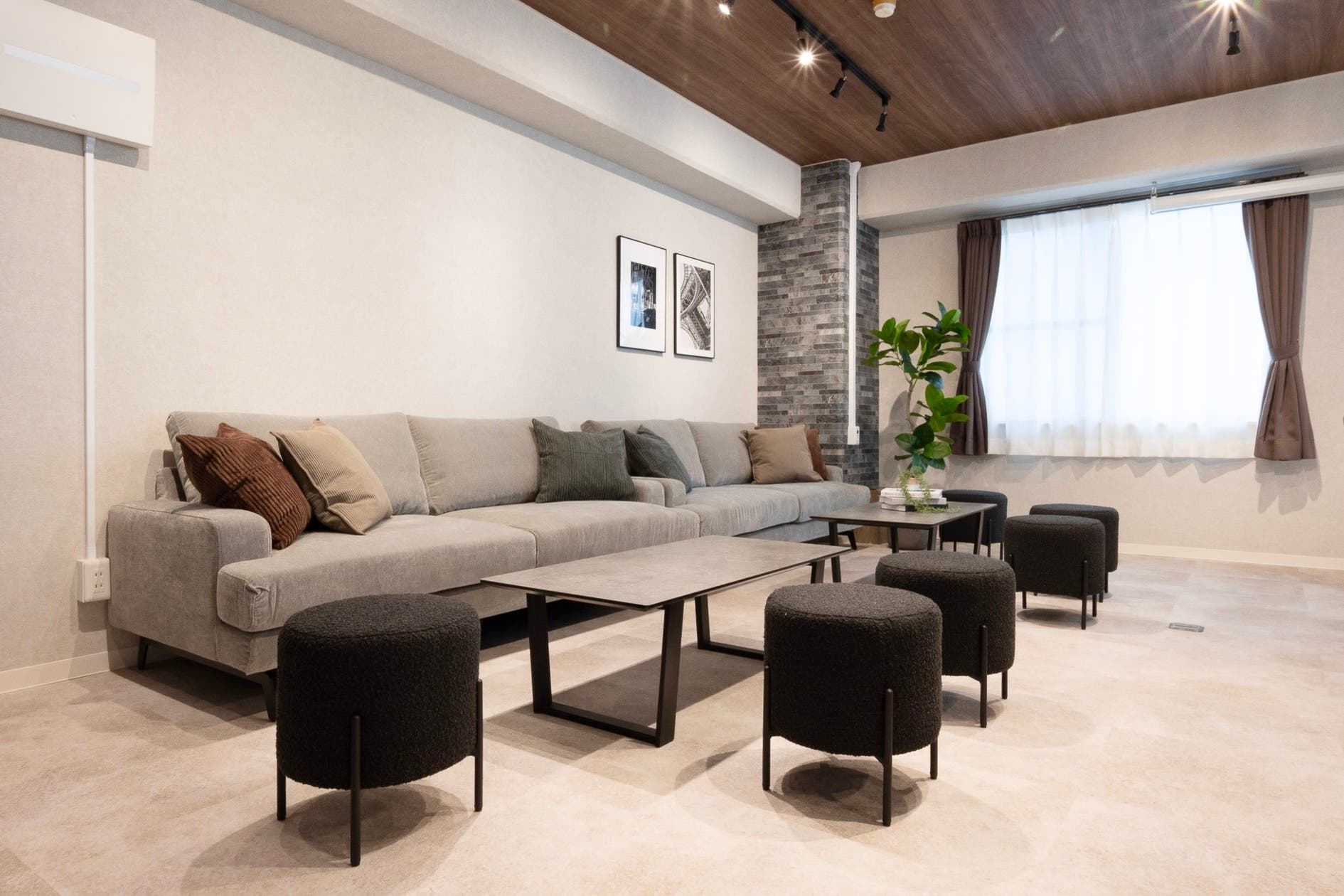 〈MillionLOUNGE広島駅前〉広島駅４分🚃最大40名🎉巨大スクリーン🎬各種パーティ🍷ビジネス🎤撮影💎の写真7