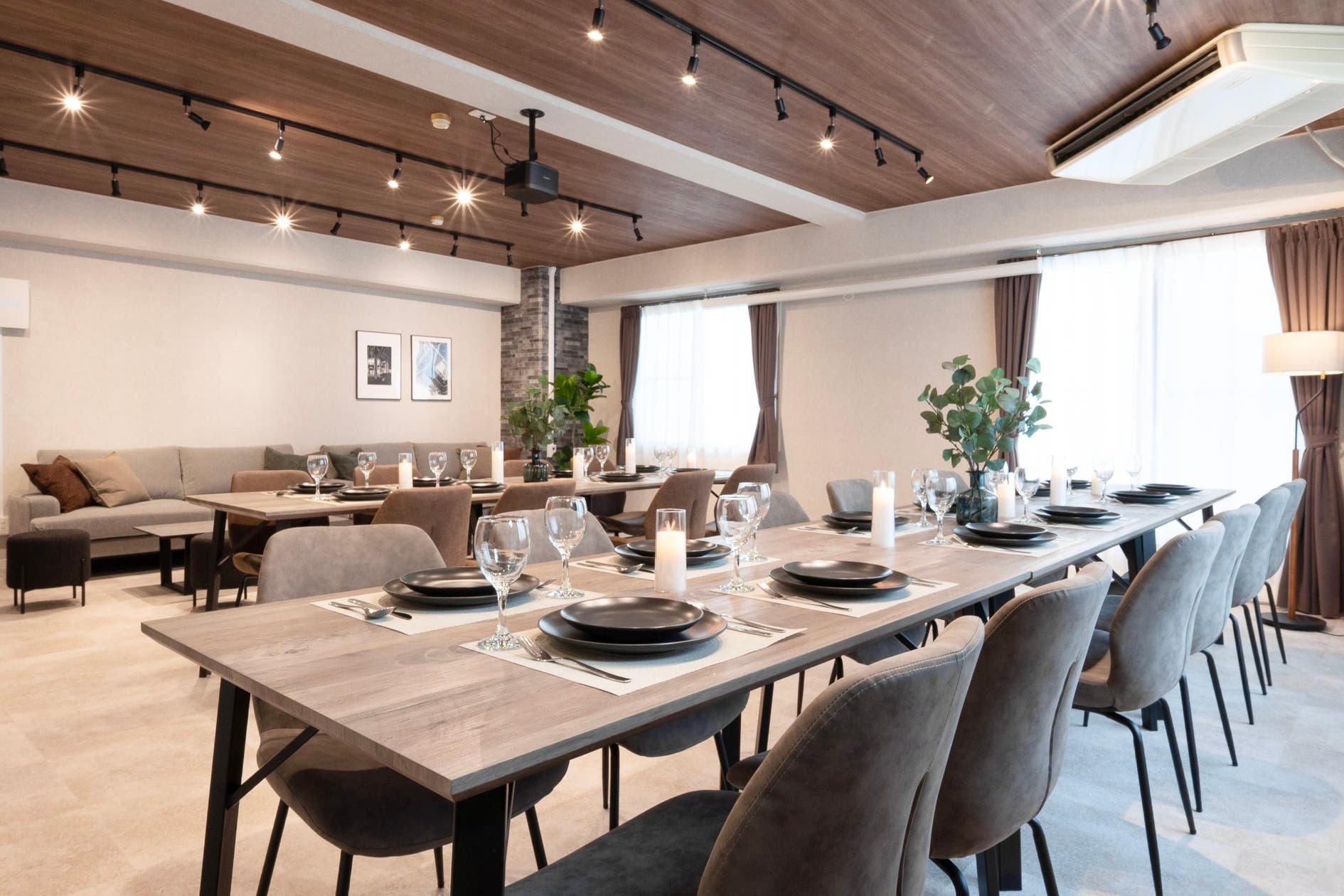 〈MillionLOUNGE広島駅前〉広島駅４分🚃最大40名🎉巨大スクリーン🎬各種パーティ🍷ビジネス🎤撮影💎の写真3