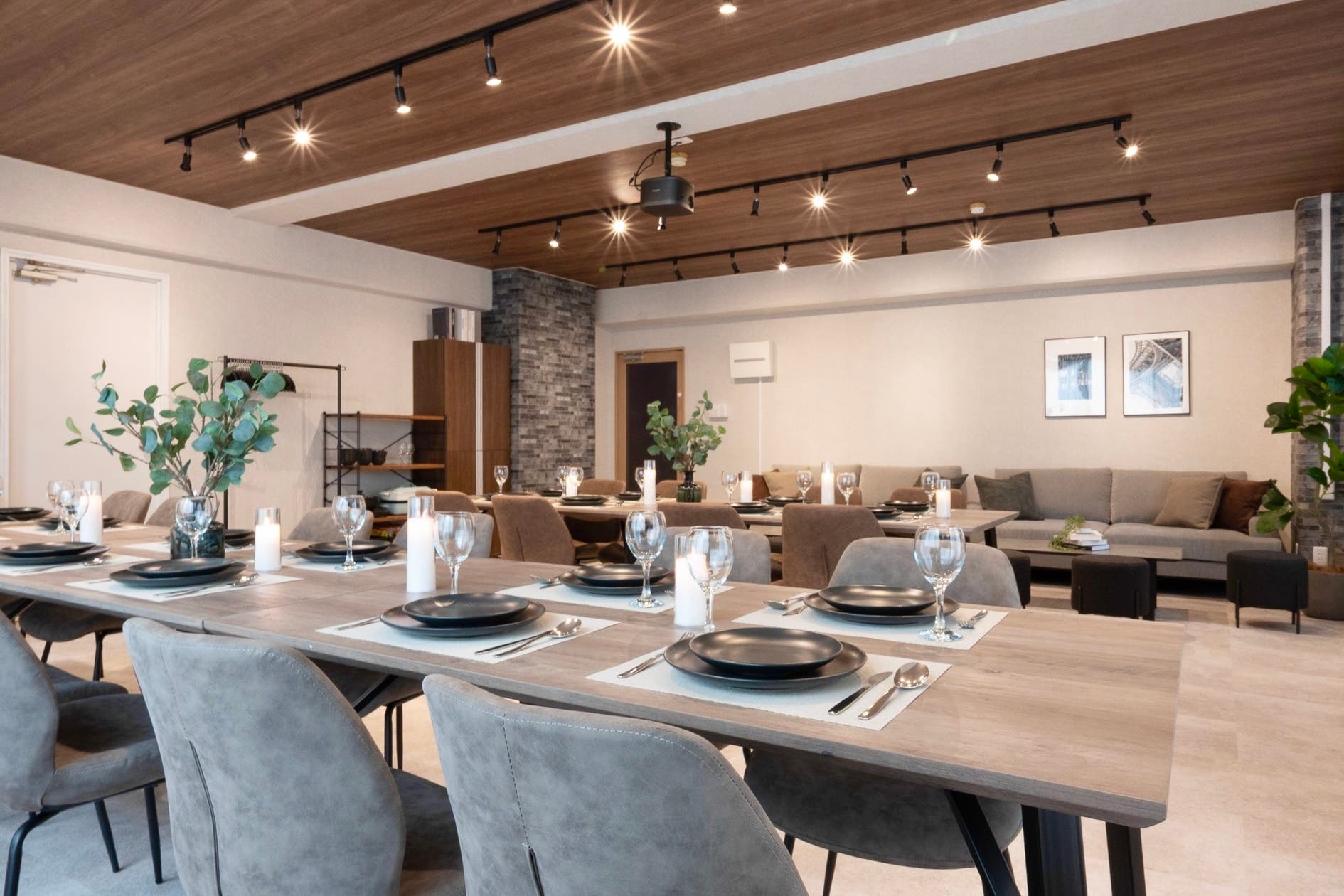 〈MillionLOUNGE広島駅前〉広島駅４分🚃最大40名🎉巨大スクリーン🎬各種パーティ🍷ビジネス🎤撮影💎の写真4