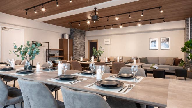 〈MillionLOUNGE広島駅前〉広島駅4分🚃最大40名🎉巨大スクリーン🎬各種パーティ🍷ビジネス🎤撮影💎の写真4