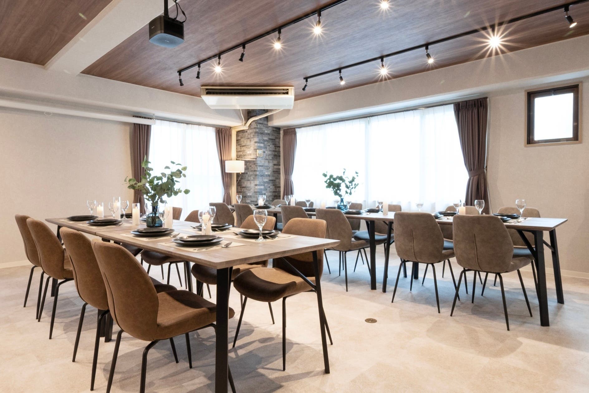 〈MillionLOUNGE広島駅前〉広島駅４分🚃最大40名🎉巨大スクリーン🎬各種パーティ🍷ビジネス🎤撮影💎の写真6