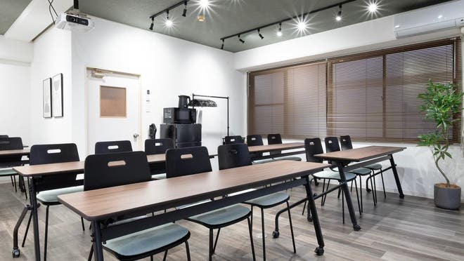 【広島駅4分】100㌅プロジェクター/持込飲食/会議/セミナー/研修/オンライン会議にも最適の写真10