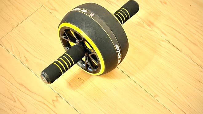 OPEN記念セール中✨西新宿駅1分多機能会議室/昇降デスク/マルチモニター/Wi-Fi/懸垂機/ソファ/研修・会議・商談・面談の写真8