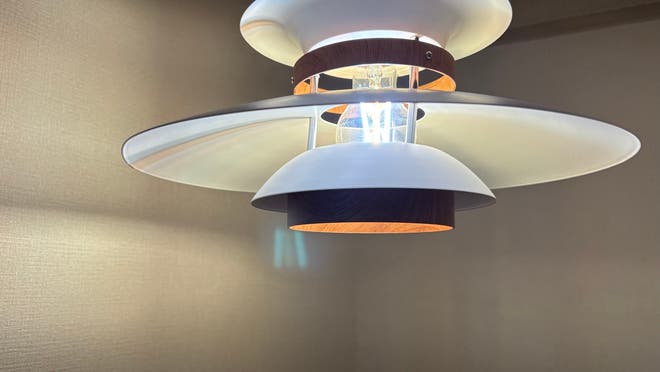 OPEN記念セール中✨西新宿駅1分多機能会議室/昇降デスク/マルチモニター/Wi-Fi/懸垂機/ソファ/研修・会議・商談・面談の写真19