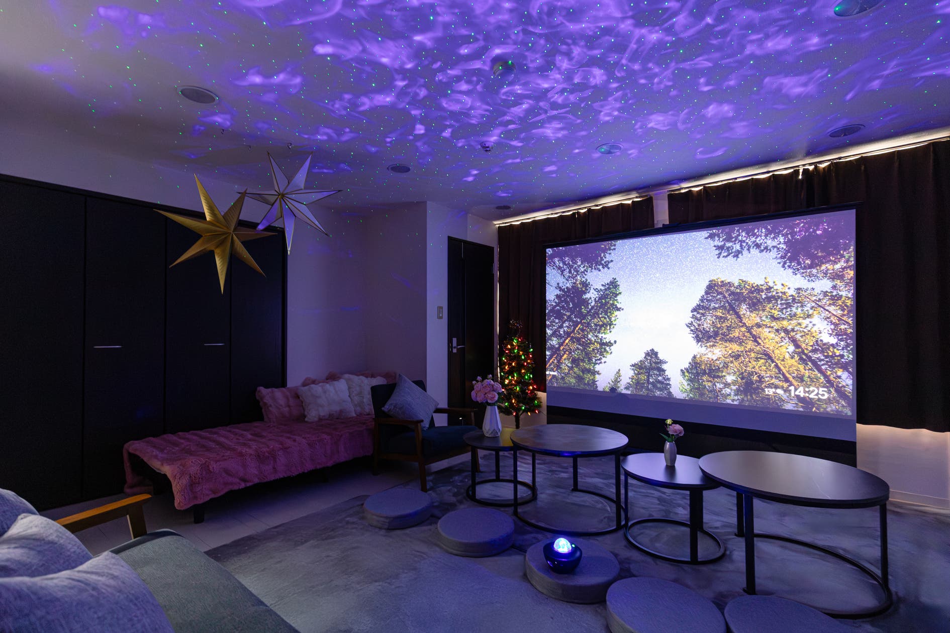 usy黒❤元町駅から徒歩2分❤大迫力100インチスクリーンで映画上映❤推し活❤の写真1