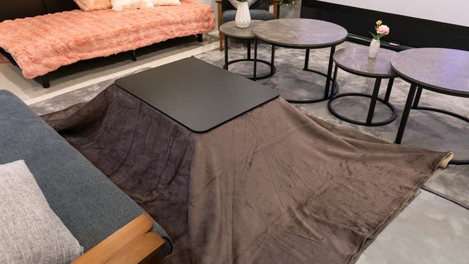 元町駅から徒歩2分☆大迫力100インチスクリーンで映画上映や推し活が楽しめます♪の写真2