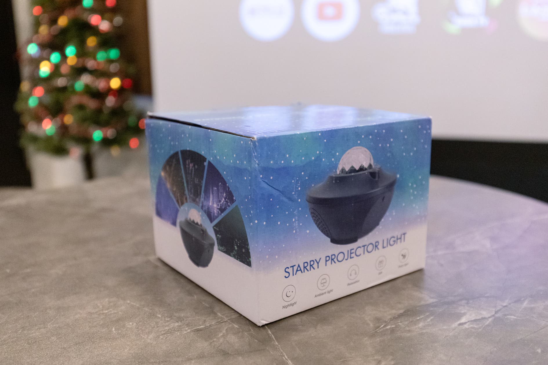 usy黒❤元町駅から徒歩2分❤大迫力100インチスクリーンで映画上映❤推し活❤の写真11