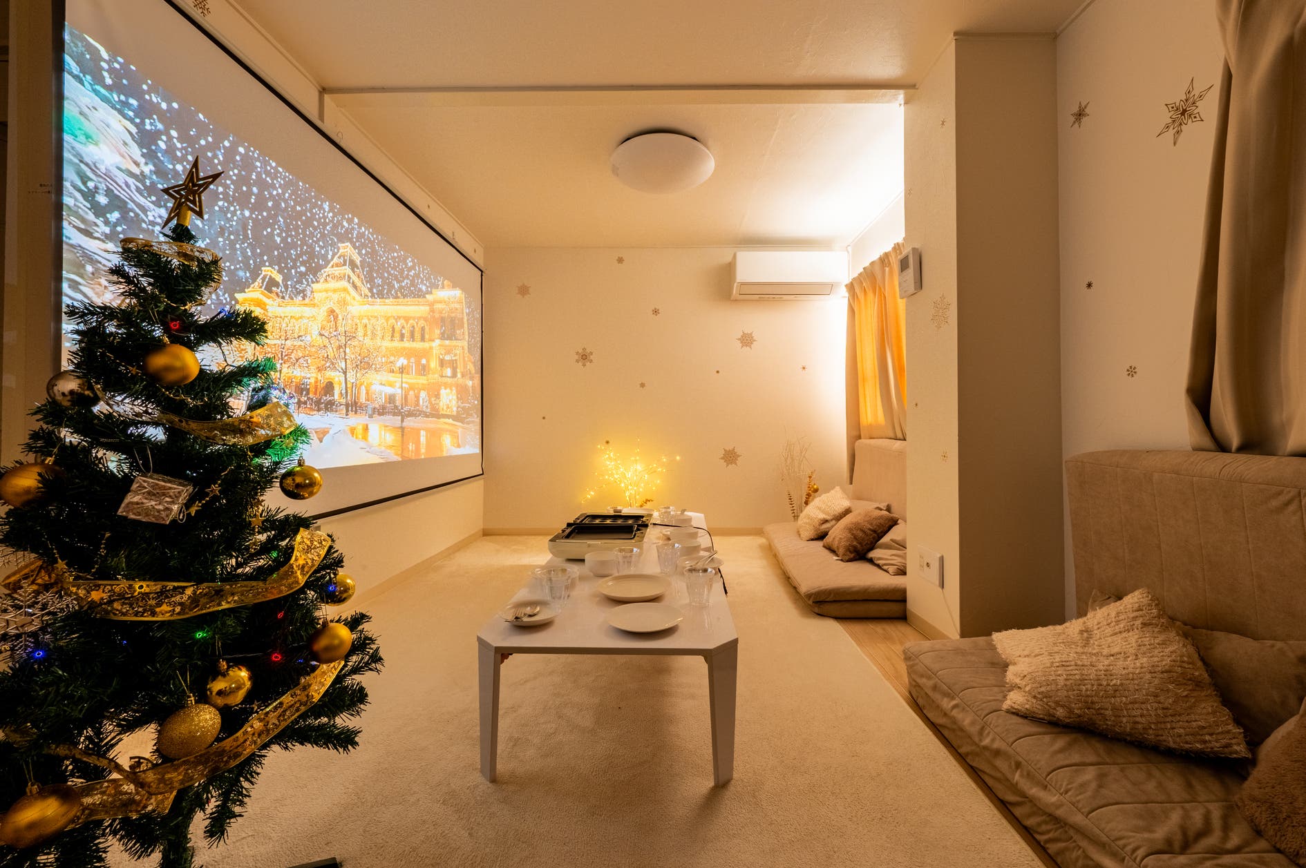 🌟120インチスクリーン🌟天神橋筋商店街直結！防犯カメラなし🎥24H⏰大人気ゲーム🎮デート💕ゴミ捨て場あり✨の写真1