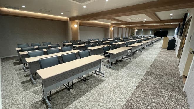 TS新橋4F【新橋駅 徒歩1分】セミナー 研修 パーティー ♥控室あり! 飲食 OK 無料WiFi 駅近★の写真4