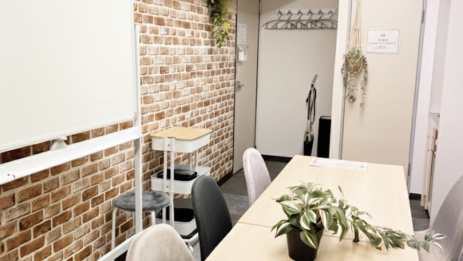 NEW!🌟駅チカ!アパとなり WiFi完備 お洒落なZOOM会議やリモートでも使える会議室!の写真3