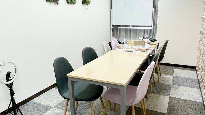 NEW!🌟駅チカ!アパとなり WiFi完備 お洒落なZOOM会議やリモートでも使える会議室!の写真15