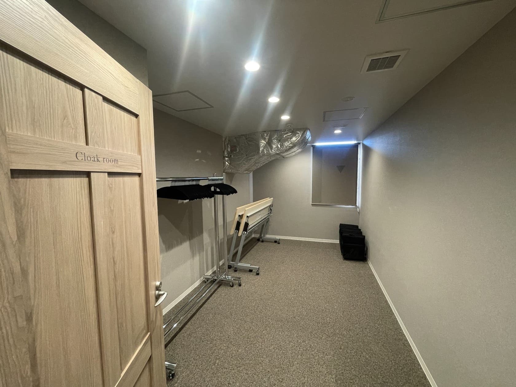 TS新橋4F【新橋駅 徒歩1分】セミナー 研修 パーティー ♥控室あり！ 飲食 OK 無料WiFi 駅近★の写真11