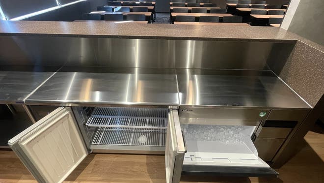 TS新橋5F【新橋駅 徒歩1分】セミナー 研修 パーティー ♥控室あり! 飲食 OK 無料WiFi 駅近★の写真11