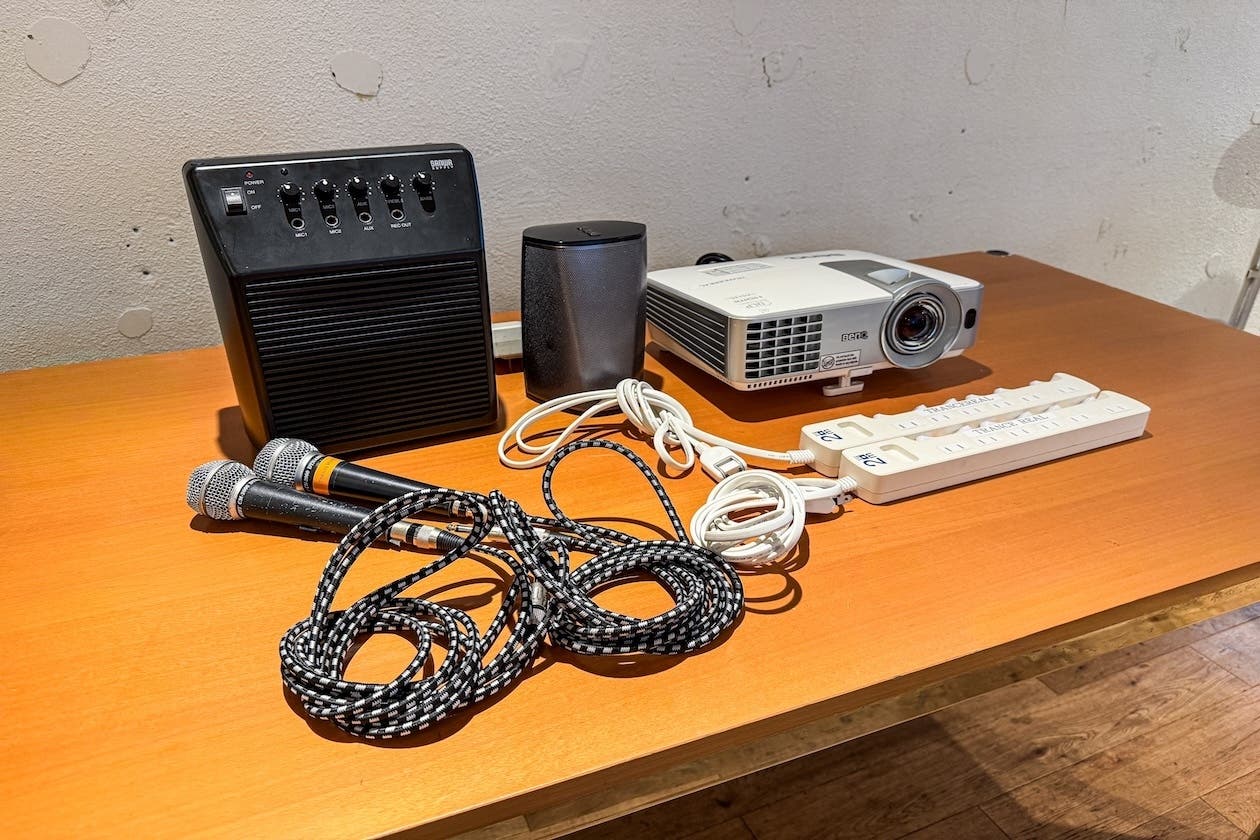 【渋谷・表参道・青山】 レンガ壁の外観が特徴的な路面実店舗カフェ。動画やスチール撮影など様々な用途に使えるレンタルスペース。の写真9