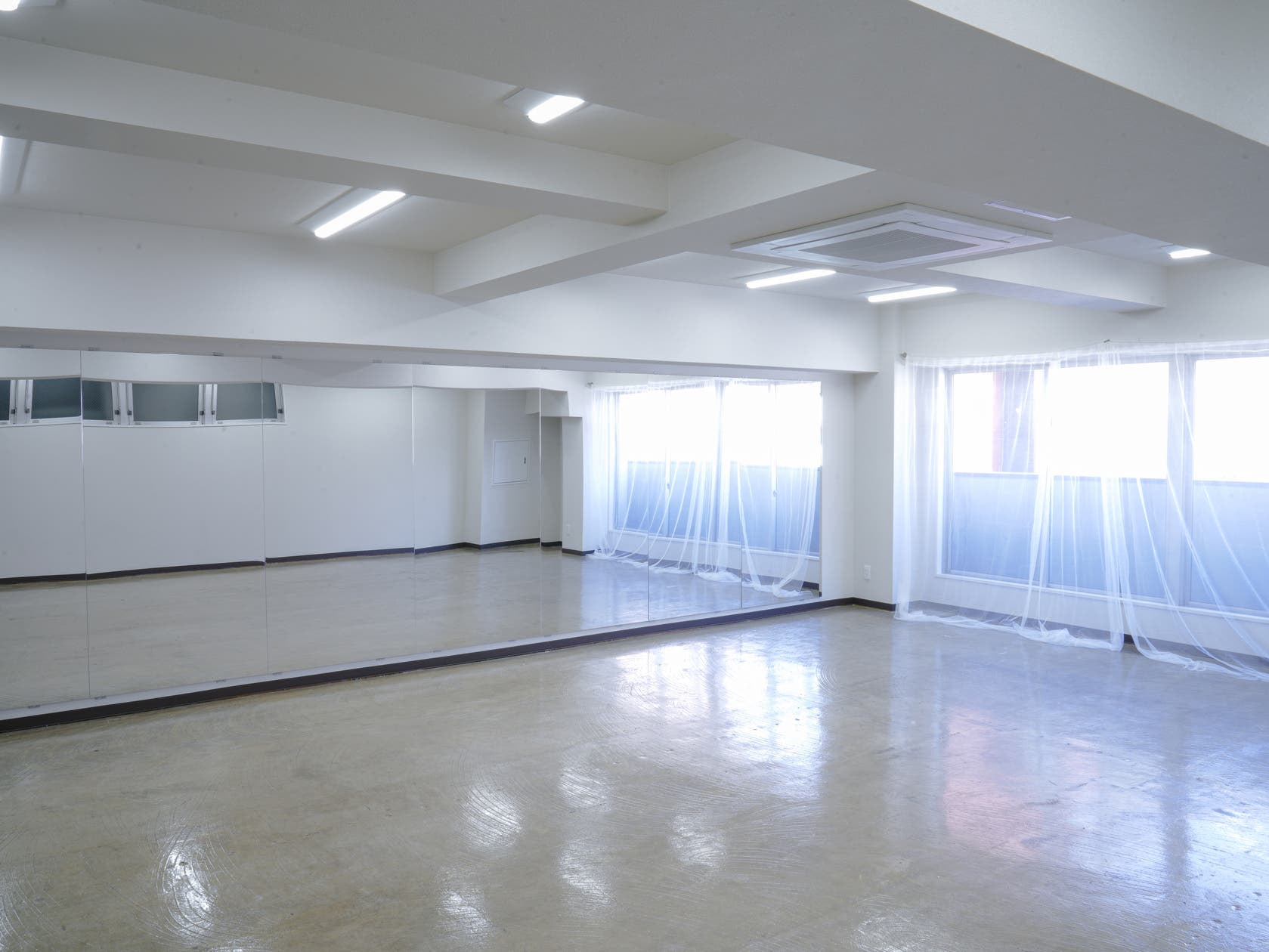 上前津駅から徒歩9　50㎡ 多目的レンタル 自然光【ヨガ、ダンス、ピラティス】 【Cスペース】の写真1