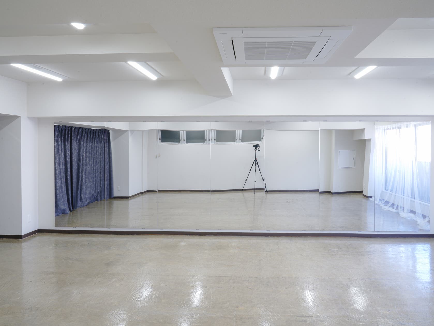 上前津駅から徒歩9　50㎡ 多目的レンタル 自然光【ヨガ、ダンス、ピラティス】 【Cスペース】の写真2