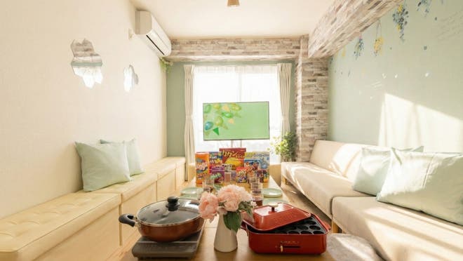 NEW🎉最大25名🉐梅田駅徒歩5分🌟24h🈺パーティ🎉飲み会🍻女子会💓タコパ🐙推し活✨ゲーム🎮kitty梅田の写真2