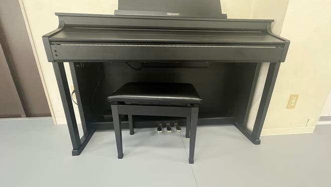 目黒通り沿いバス停より徒歩1分!のダンススタジオの写真3