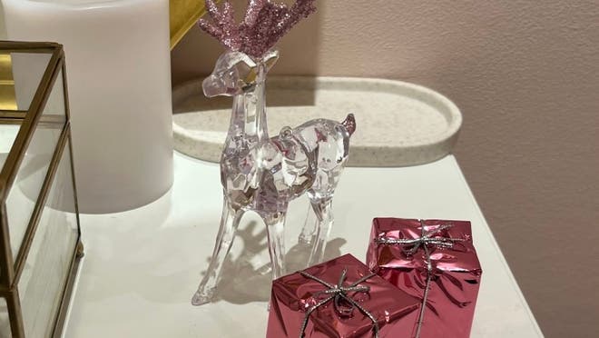 【🎀映えすぎピンクインテリア🎀】【クリスマス🎄】心斎橋5分🚃スクリーン鑑賞会🎞️デート💗推し活🫶未成年🆗学割🏫の写真3