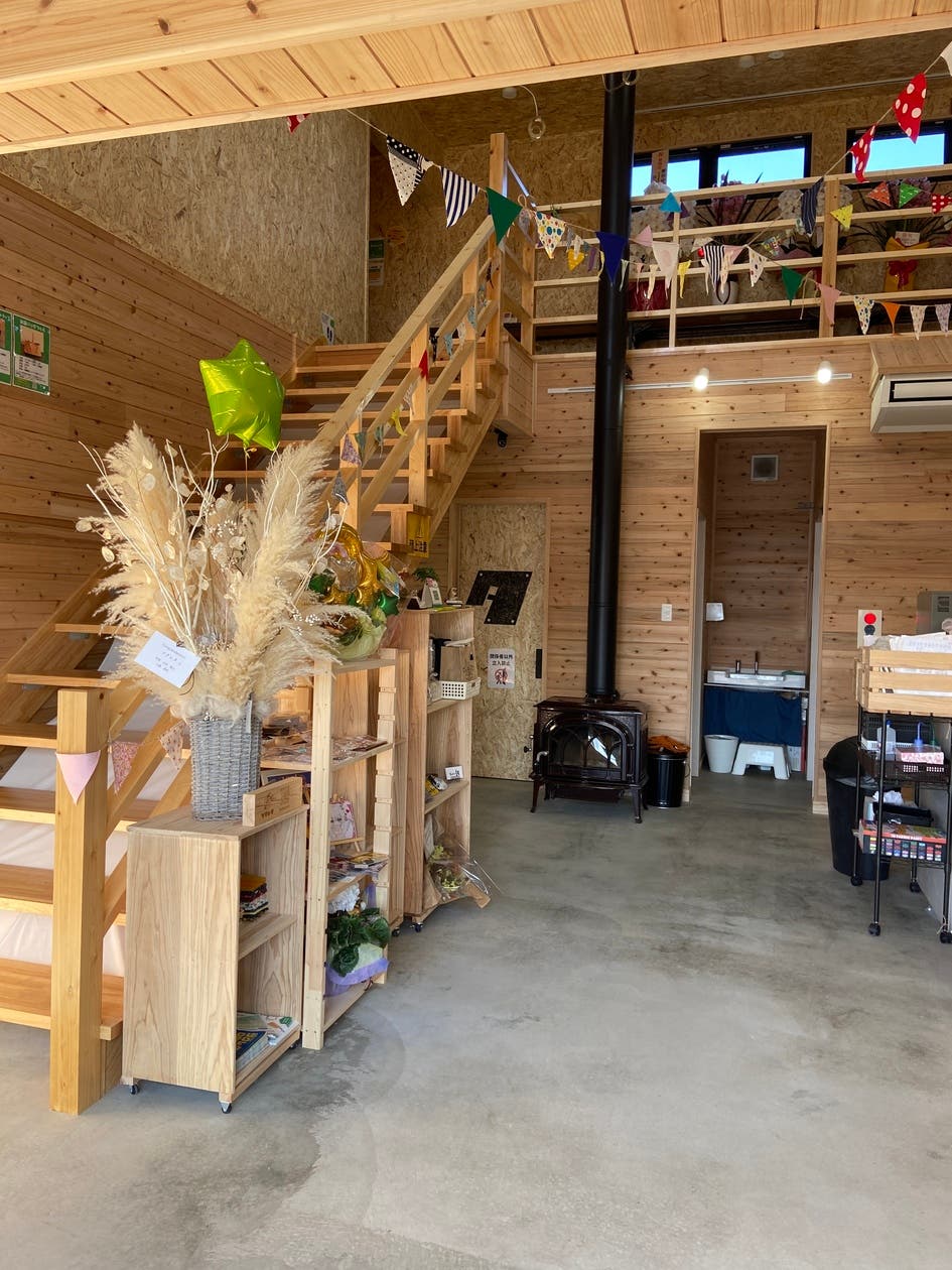 ものづくりのお店2階の南向きのレンタルスペースでお教室やワークショップをしませんか？会議やセミナーもOK。駐車場あり！！の写真10