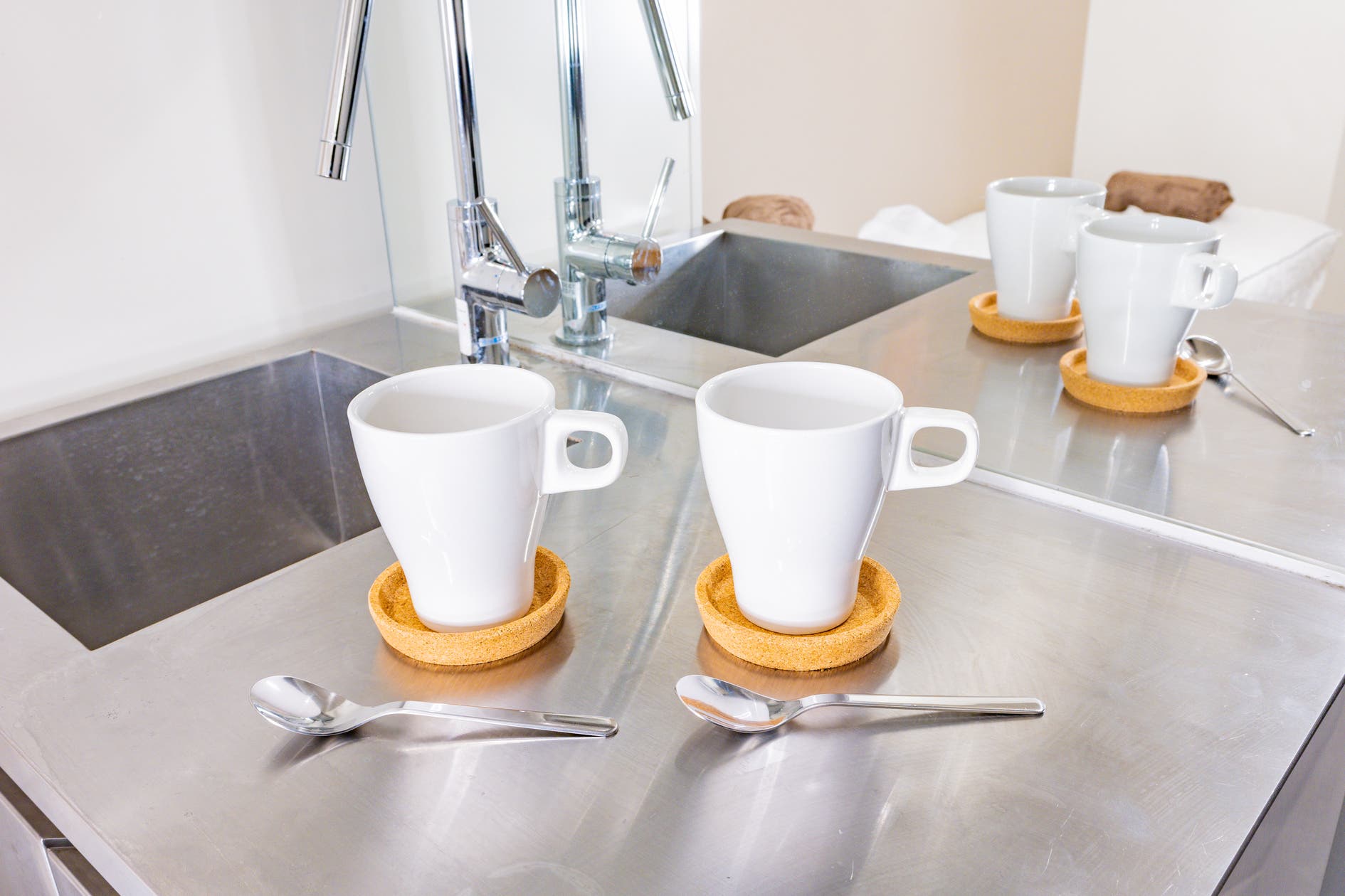 リニューアルOPEN【コスパ新宿No.1】昇降ベッド導入✨閑静な都庁方面の完全個室エステ|マッサージ施術|整体|無料WiFi✨の写真15