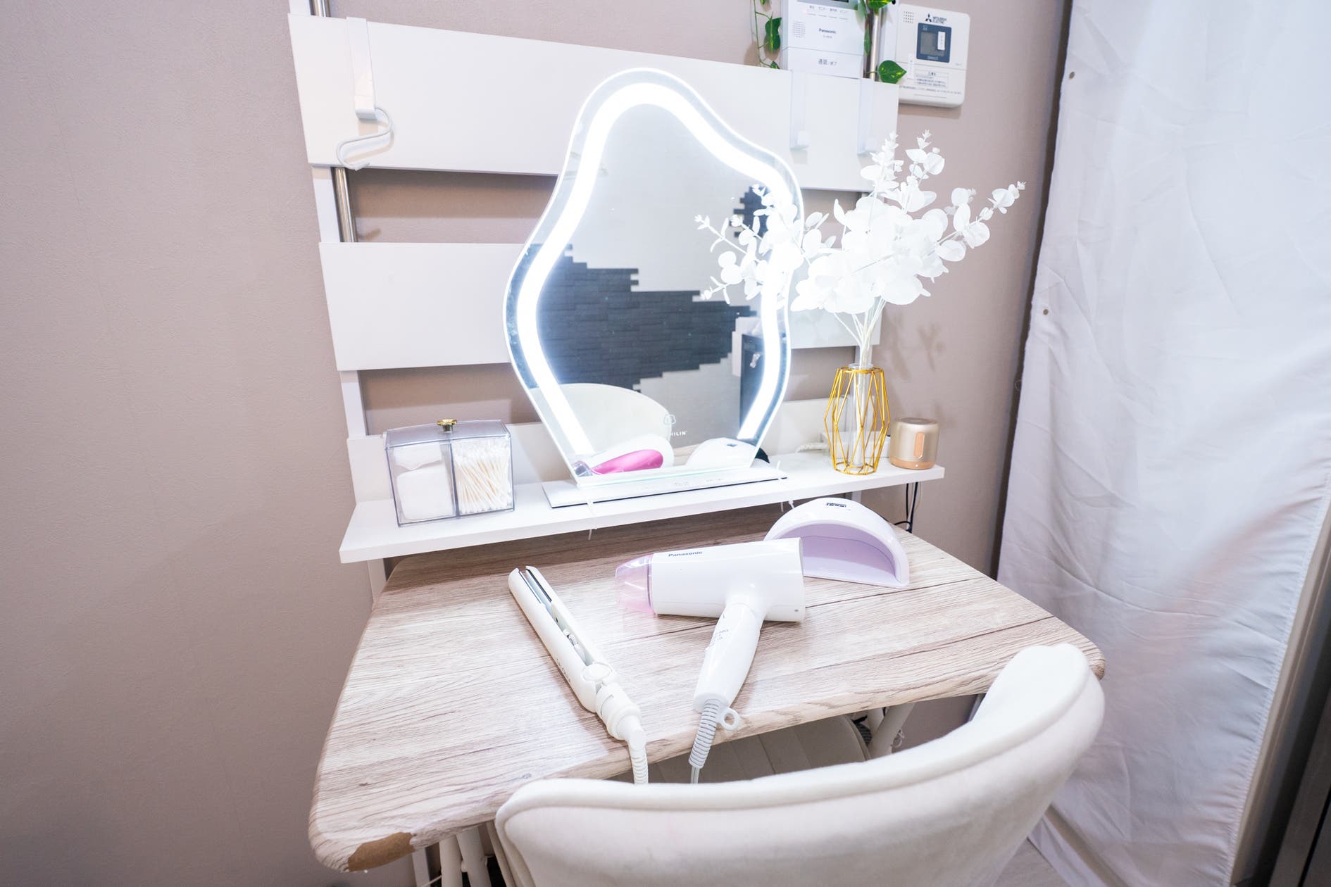 リニューアルOPEN【コスパ新宿No.1】昇降ベッド導入✨閑静な都庁方面の完全個室エステ|マッサージ施術|整体|無料WiFi✨の写真3