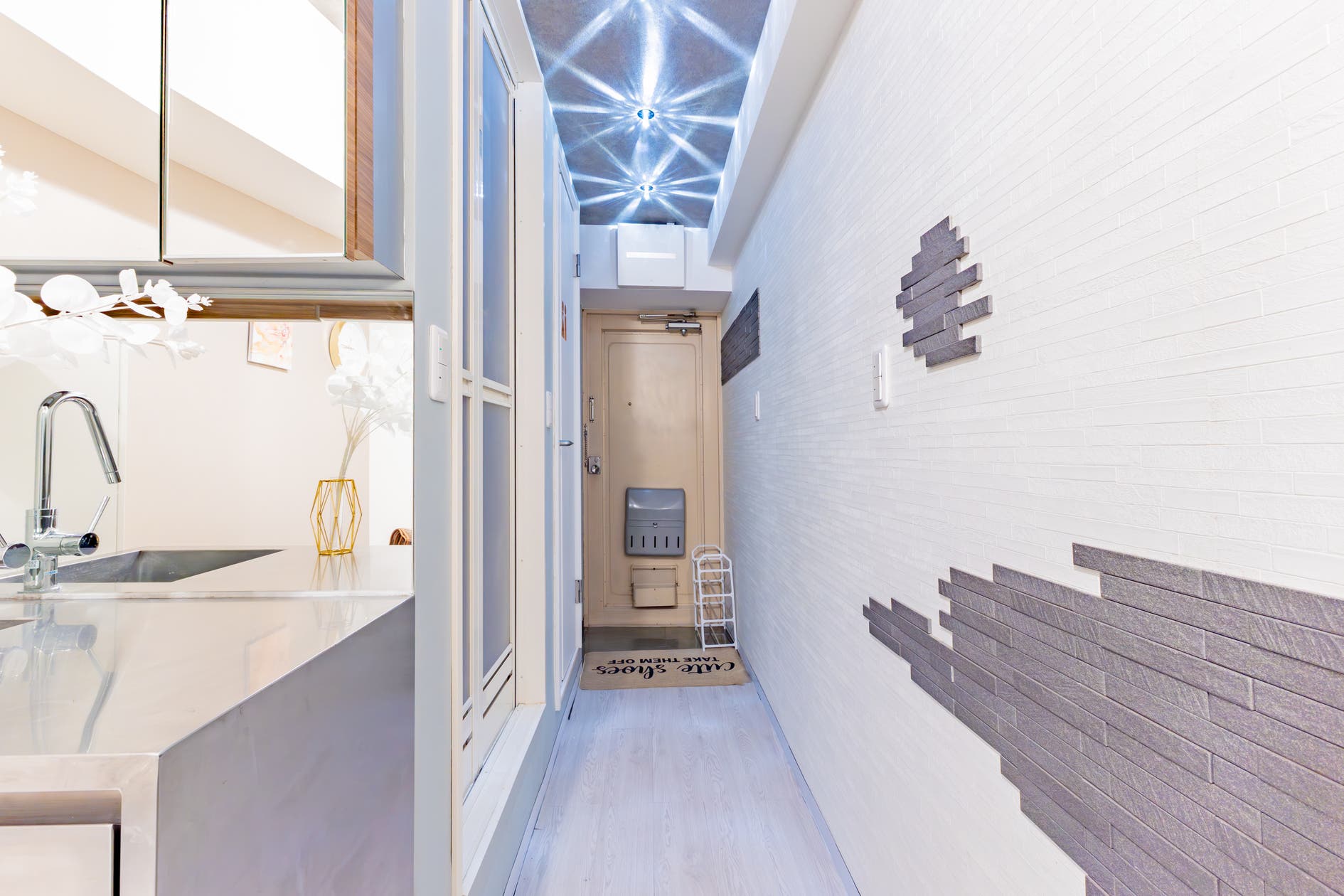 リニューアルOPEN【コスパ新宿No.1】昇降ベッド導入✨閑静な都庁方面の完全個室エステ|マッサージ施術|整体|無料WiFi✨の写真7